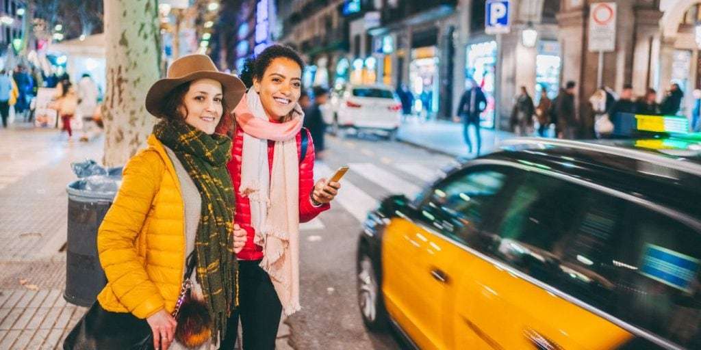 Taxi or Uber: Which is Cheaper? Surge Pricing vs Metered Fares